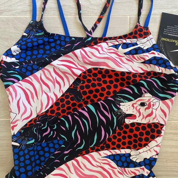 Nike | Swim | Nwt Nike Hydrastrong Spiderback Tiger Swimsuit Size 3 ...
